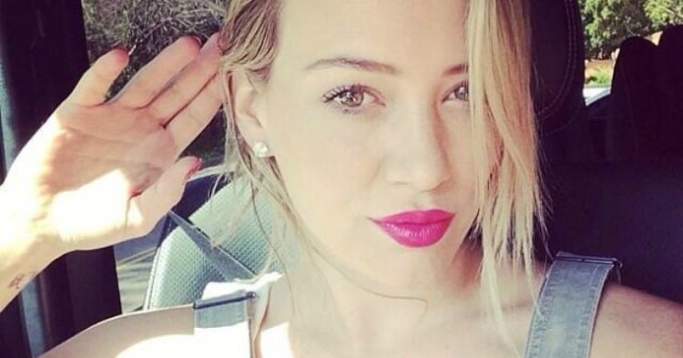 Hilary Duff Selfie