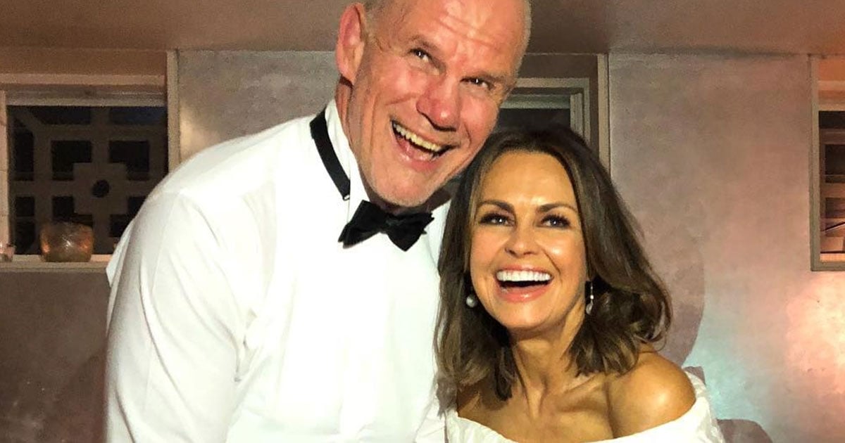 Lisa Wilkinson job news: Husband Peter FitzSimons reacts to her new gig. Lisa Wilkinson job news: Husband Peter FitzSimons reacts to her new gig.