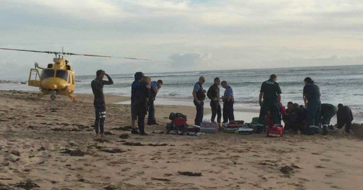 Man loses his leg in Perth shark attack.