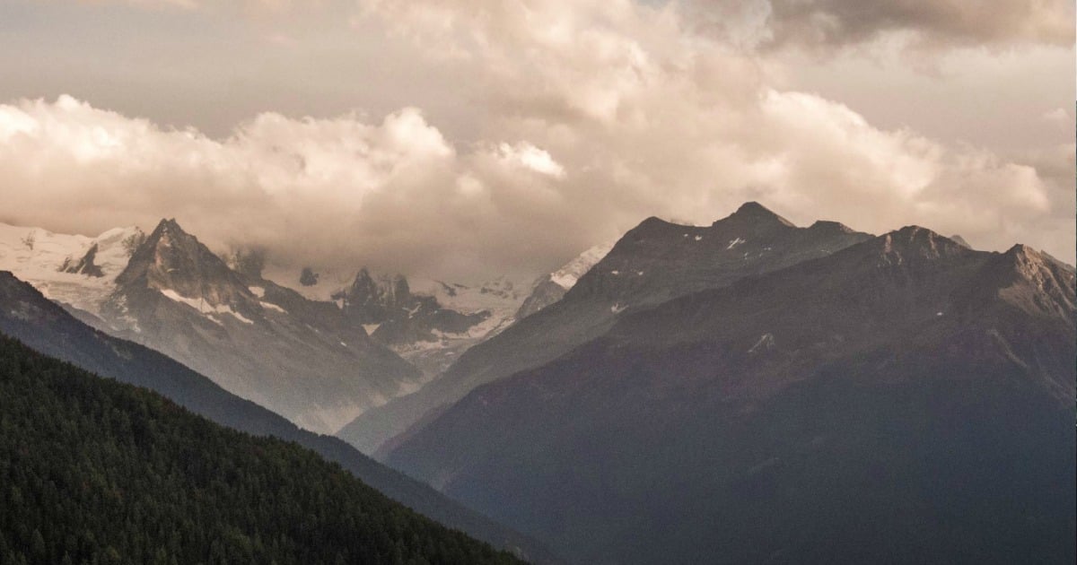 Frozen bodies of Swiss couple found 75 after they went missing. Frozen bodies of Swiss couple found 75 after they went missing.