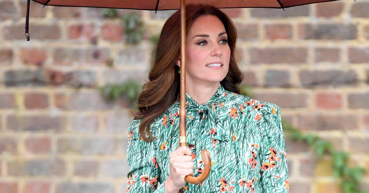 The change Kate Middleton makes before she announces her pregnancy.